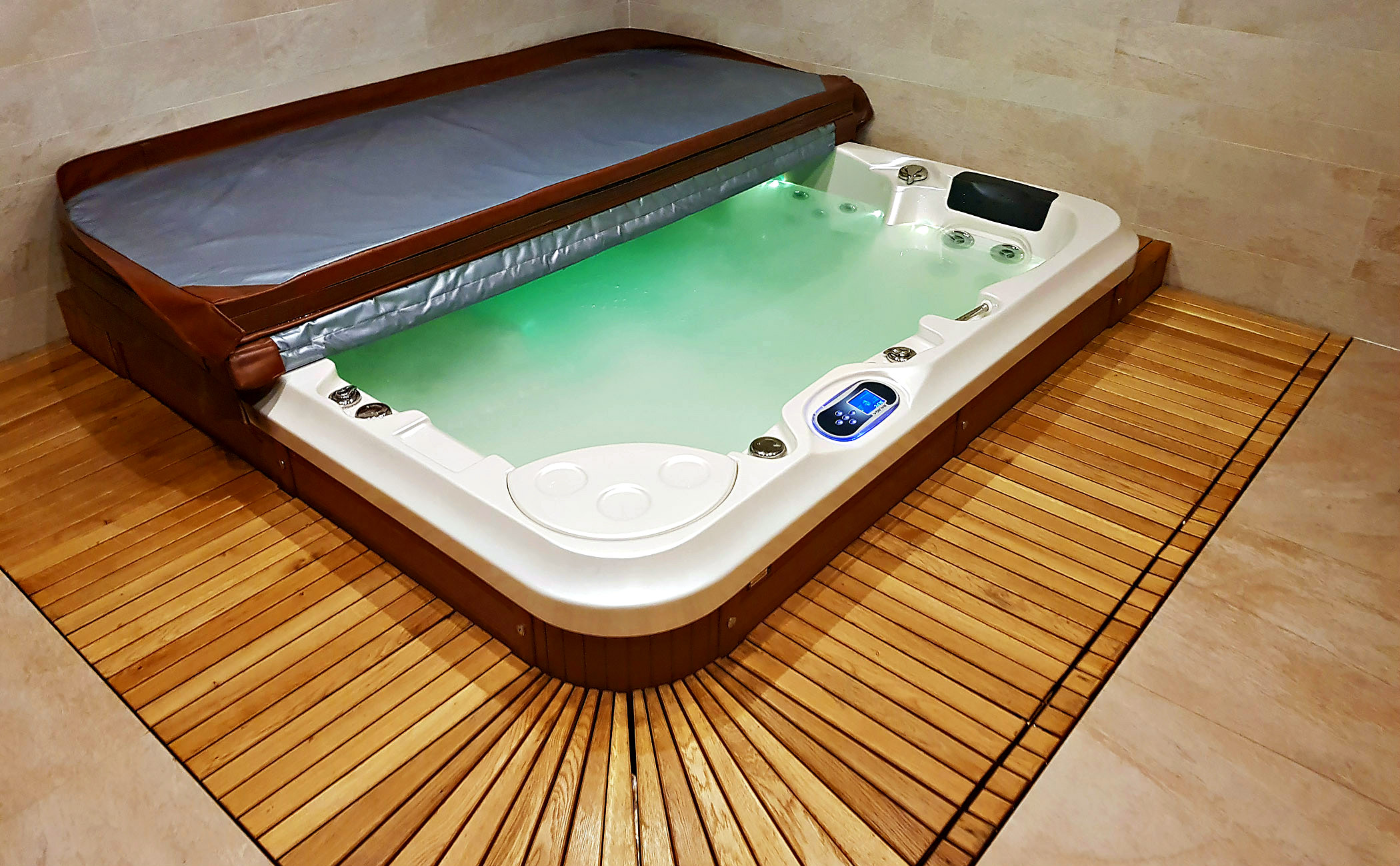 Hidromasažni bazeni Canadian Spa i Bullfrog Spas | Mojspa.hr